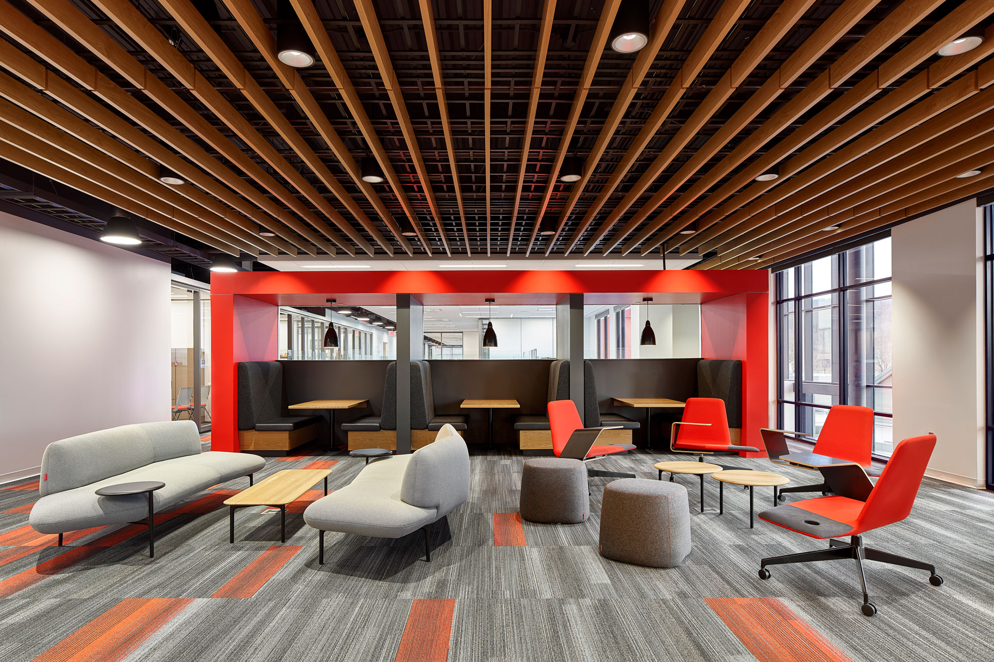 Social Spaces - Superior Office Interiors